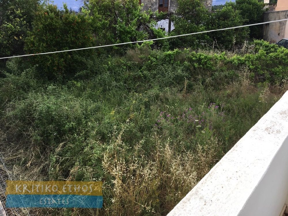 Villa for sale in Metoxi Crete: Restored 3-bedroom stone home